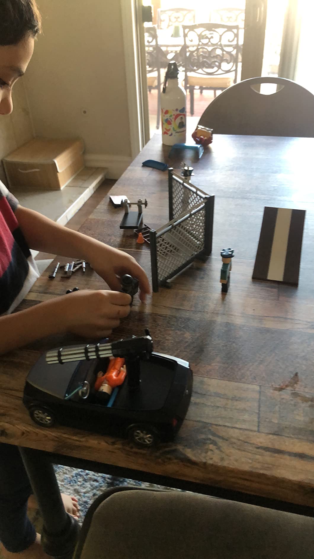 Amazon.com: Roblox Action Collection - Jailbreak: Great Escape Playset ...