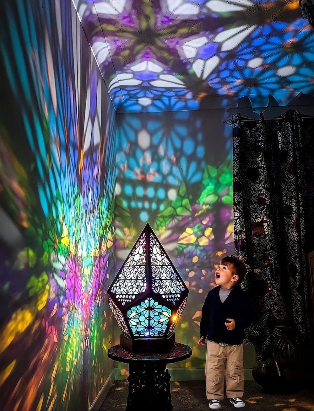 Kaleidoscope Projection Light Rotating LED Kaleidoscope Projector