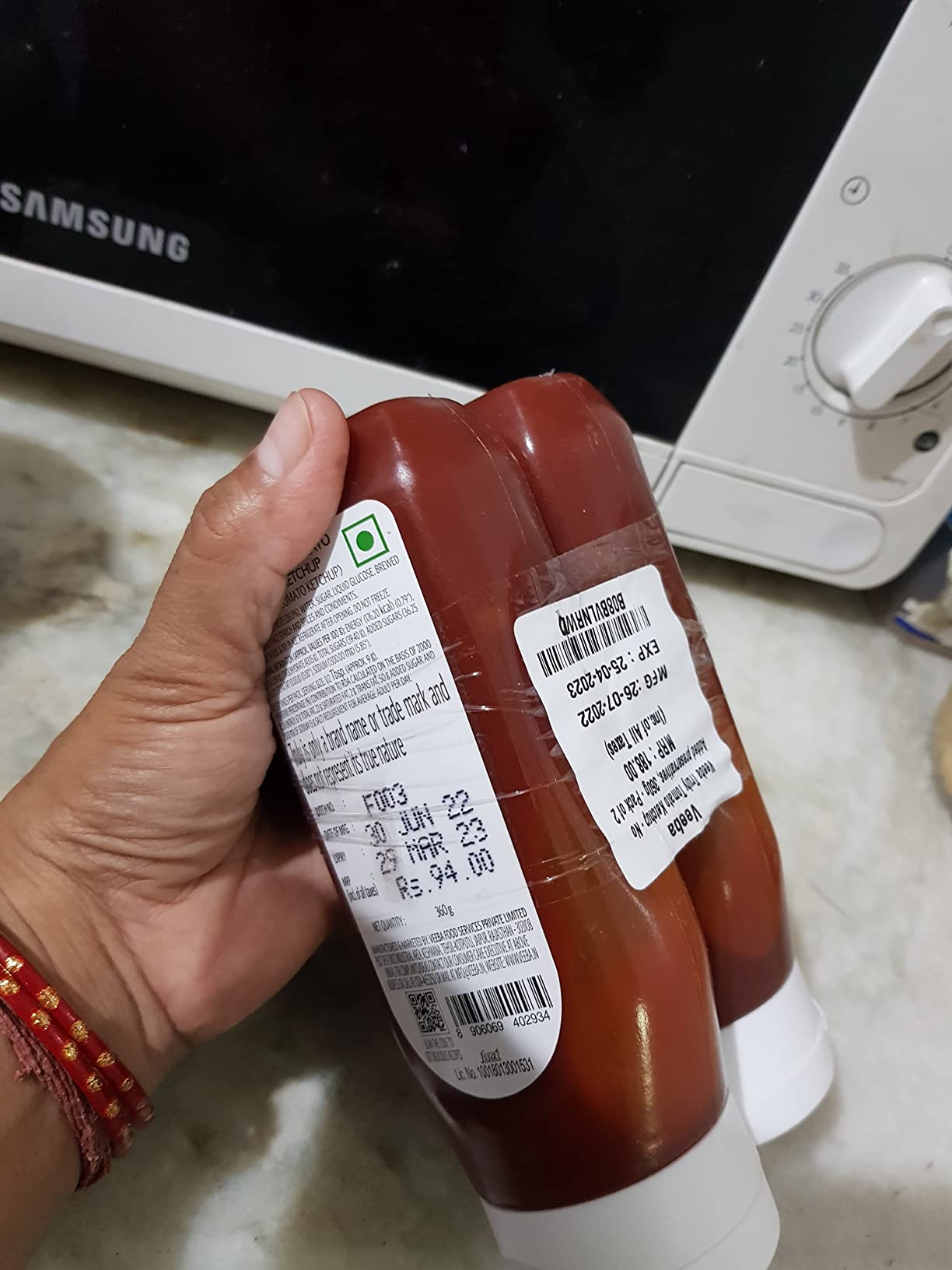 Veeba Truly Tomato Ketchup - No Added preservatives , 360 g : Amazon.in ...