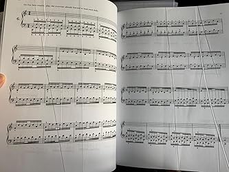 Hanon - The Virtuoso Pianist in 60 Exercises: Complete, Comb-Bound Book ...