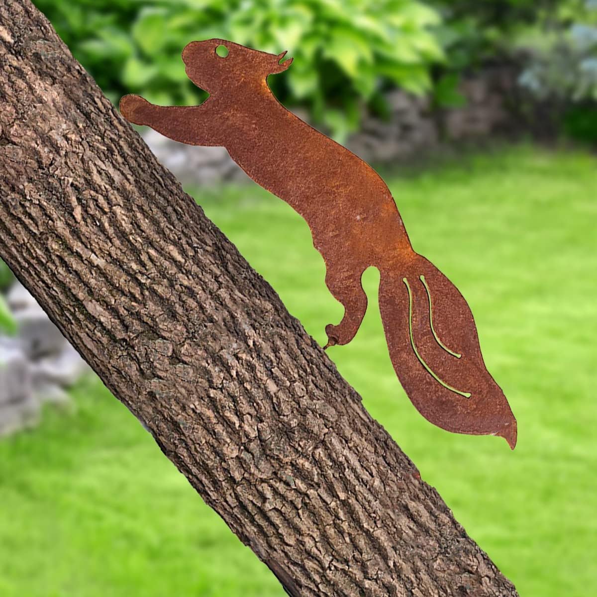 Amazon.com: Txkrhwa Rusty Running Squirrel Decor Metal Squirrel ...