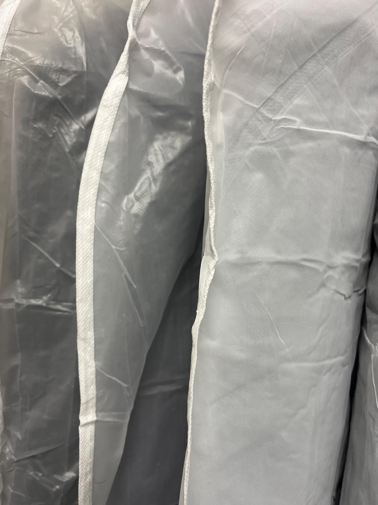 Amazon｜Natiform 衣類 カバー 4枚組 防虫防カビ ロング 半透明 (60*100cm/2枚 60*120cm/2枚)｜衣類カバー オンライン通販