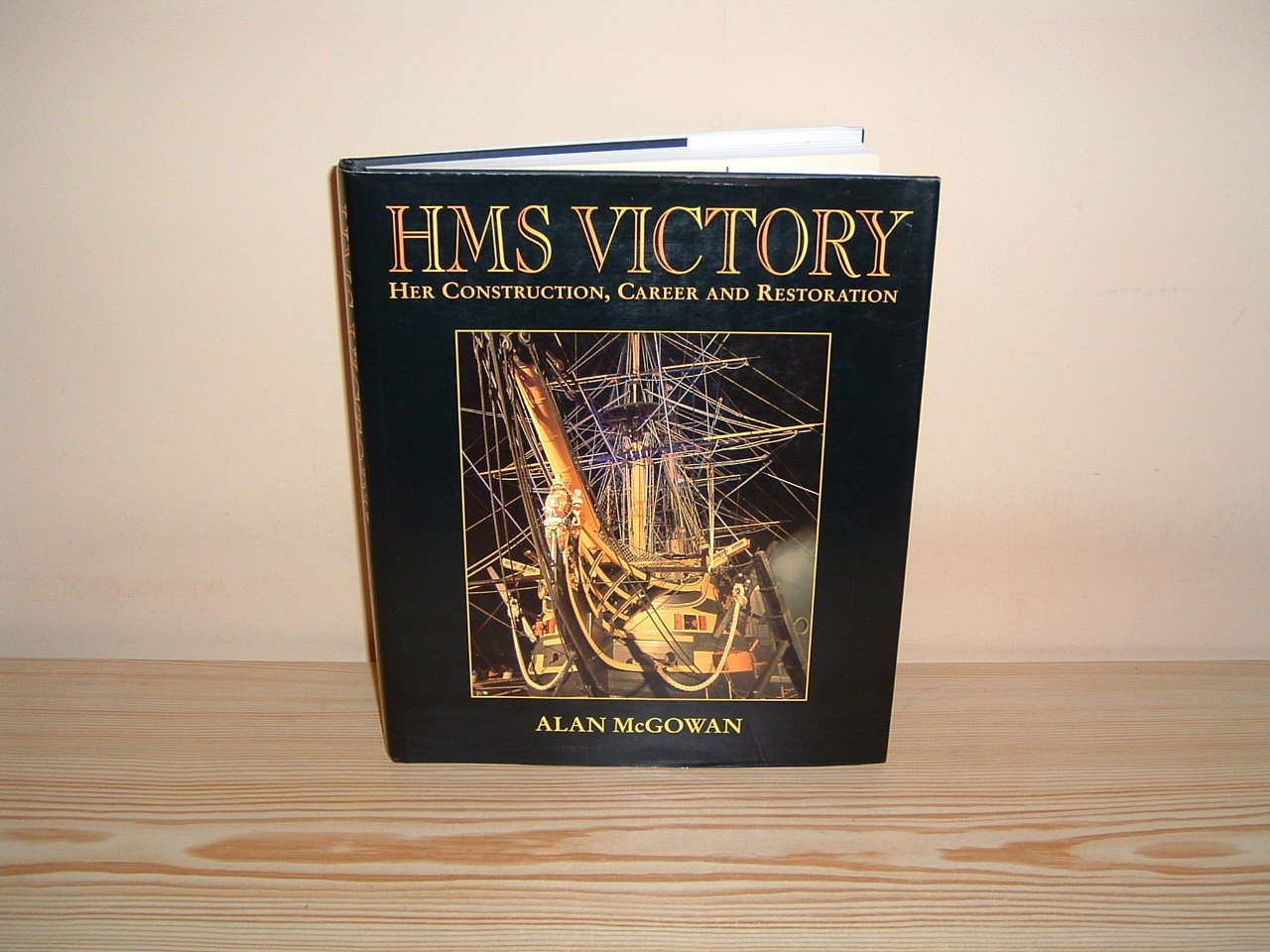 HMS "Victory": Alan McGowan: 9781861761118: Amazon.com: Books