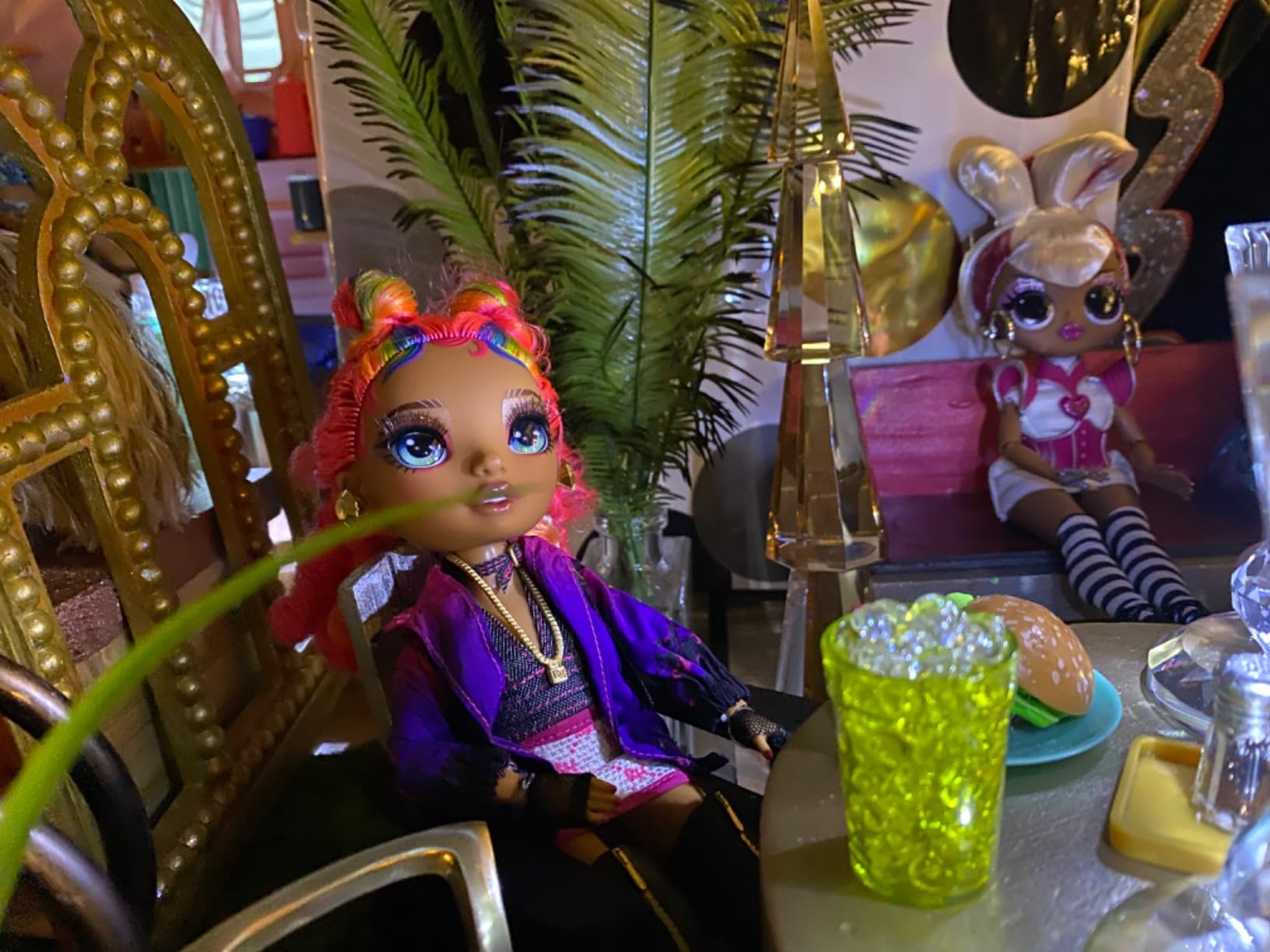 Amazon.com: Rainbow High Rockstar Fashion Doll 2 Complete Outfits ...