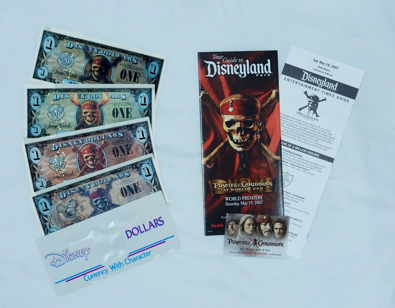 Amazon.com: Pirates of the Caribbean Disney Dollars 2007 Uncirculated ...