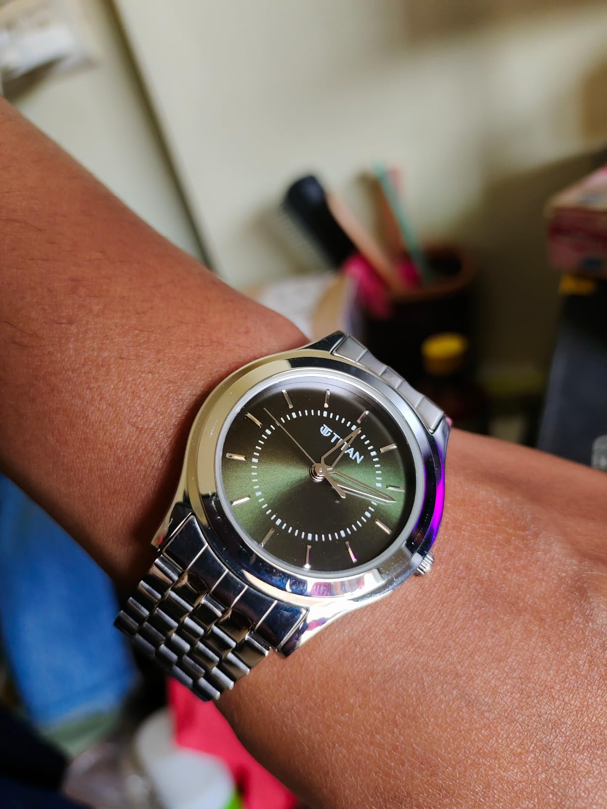 Titan Karishma Zing Quartz Analog Green Dial Stainless Steel Strap ...