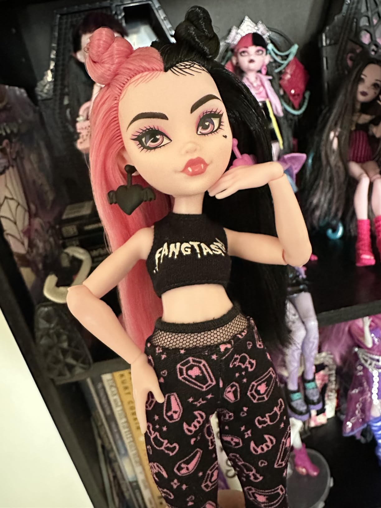 Monster High Doll and Sleepover Accessories, Draculaura Doll Pet Bat ...