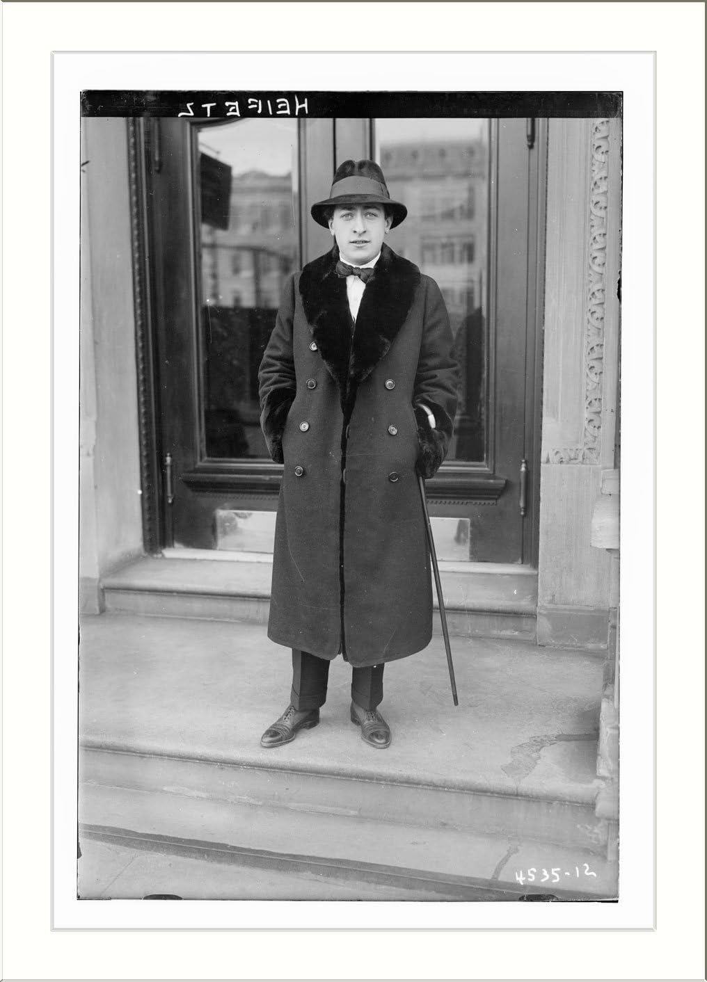 Amazon.com: Photo (L): Heifetz: Prints: Posters & Prints