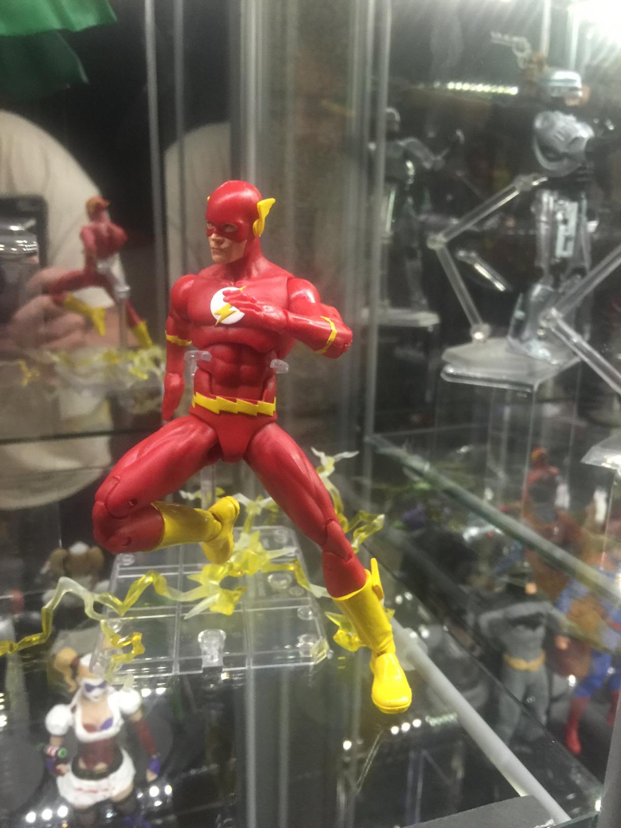 Amazon.com: DC Collectibles DC Comics Icons: The Flash Chain Lightning ...