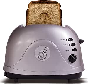 Amazon.com : MLB Cleveland Indians Protoast Team Logo Toaster : Sports ...