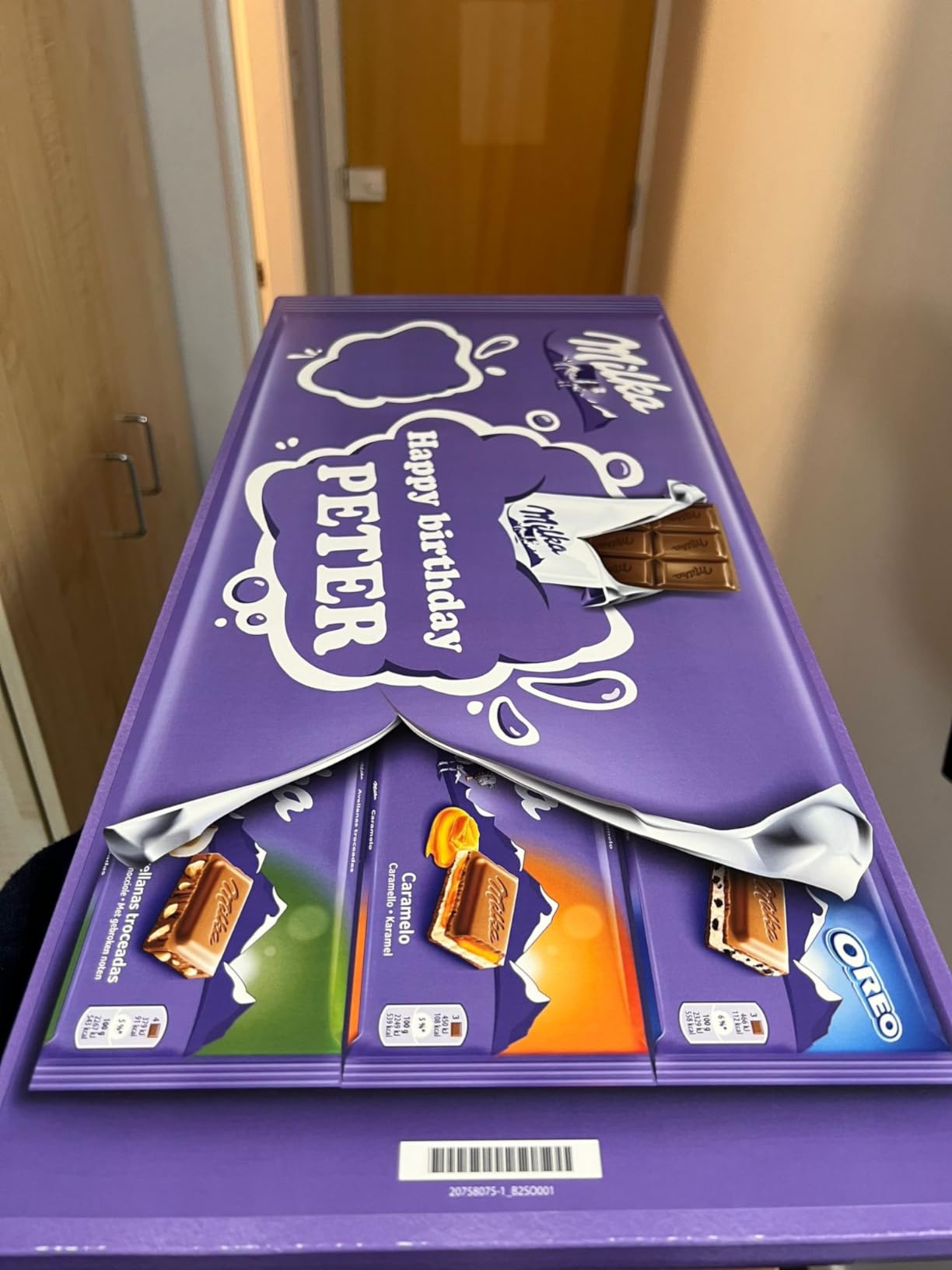 Personalised XXL Milka Bar featuring the Name & Message of Your Choice ...