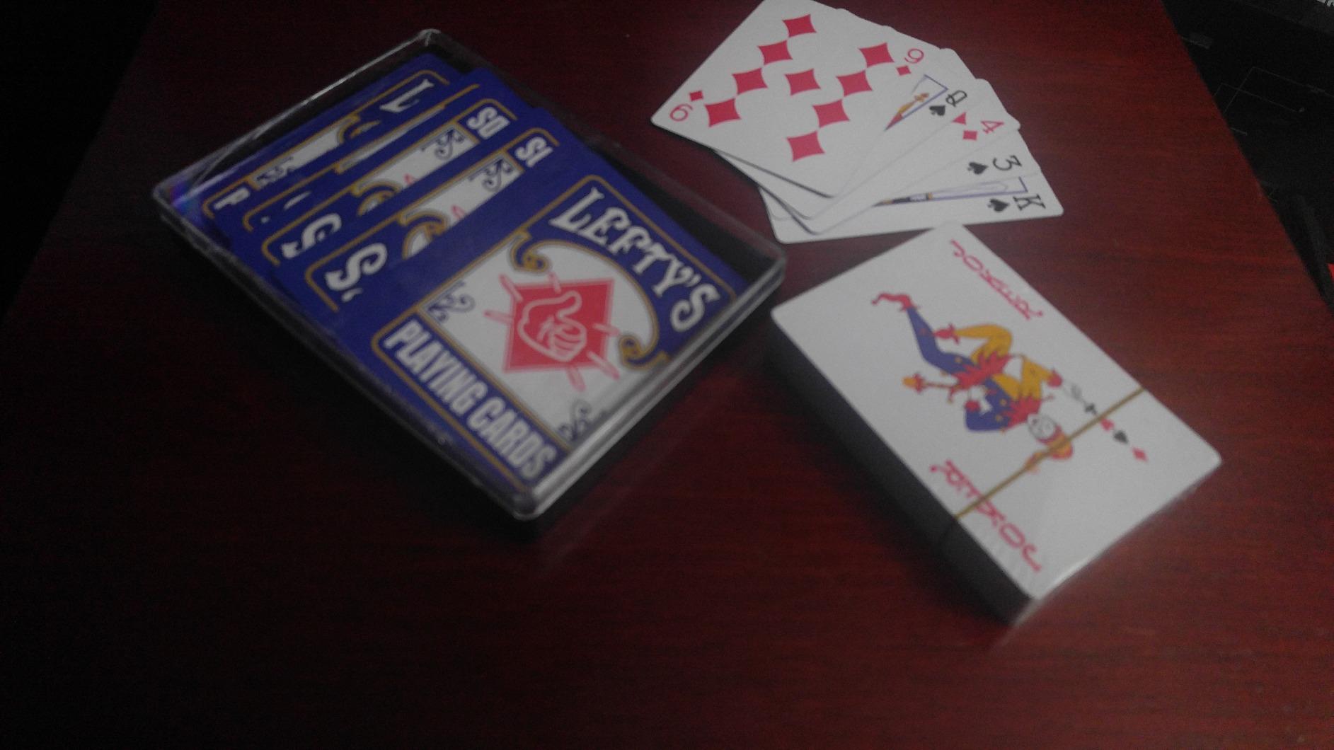 Amazon.com: Lefty's True Left-Handed Playing Cards, 2 Decks : Toys & Games