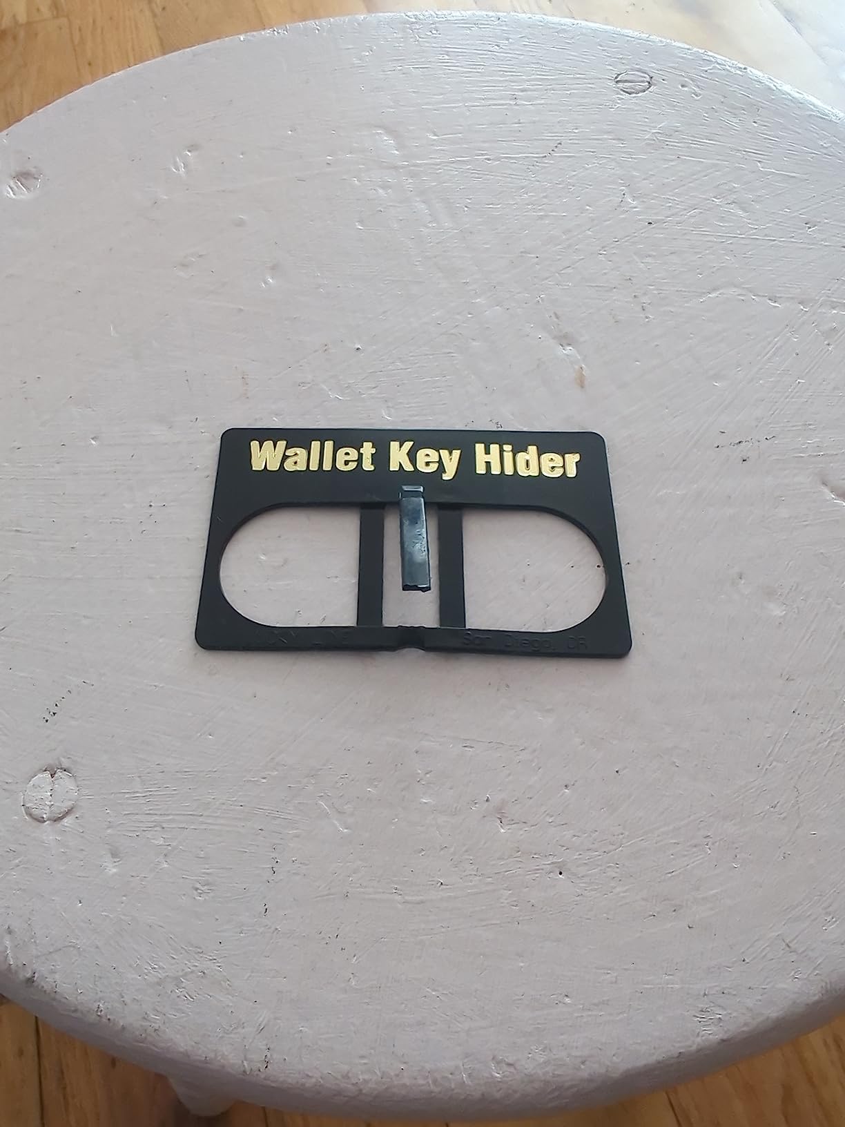 Amazon.com: Lucky Line Products 90901 Wallet Card Key Hider : Clothing ...