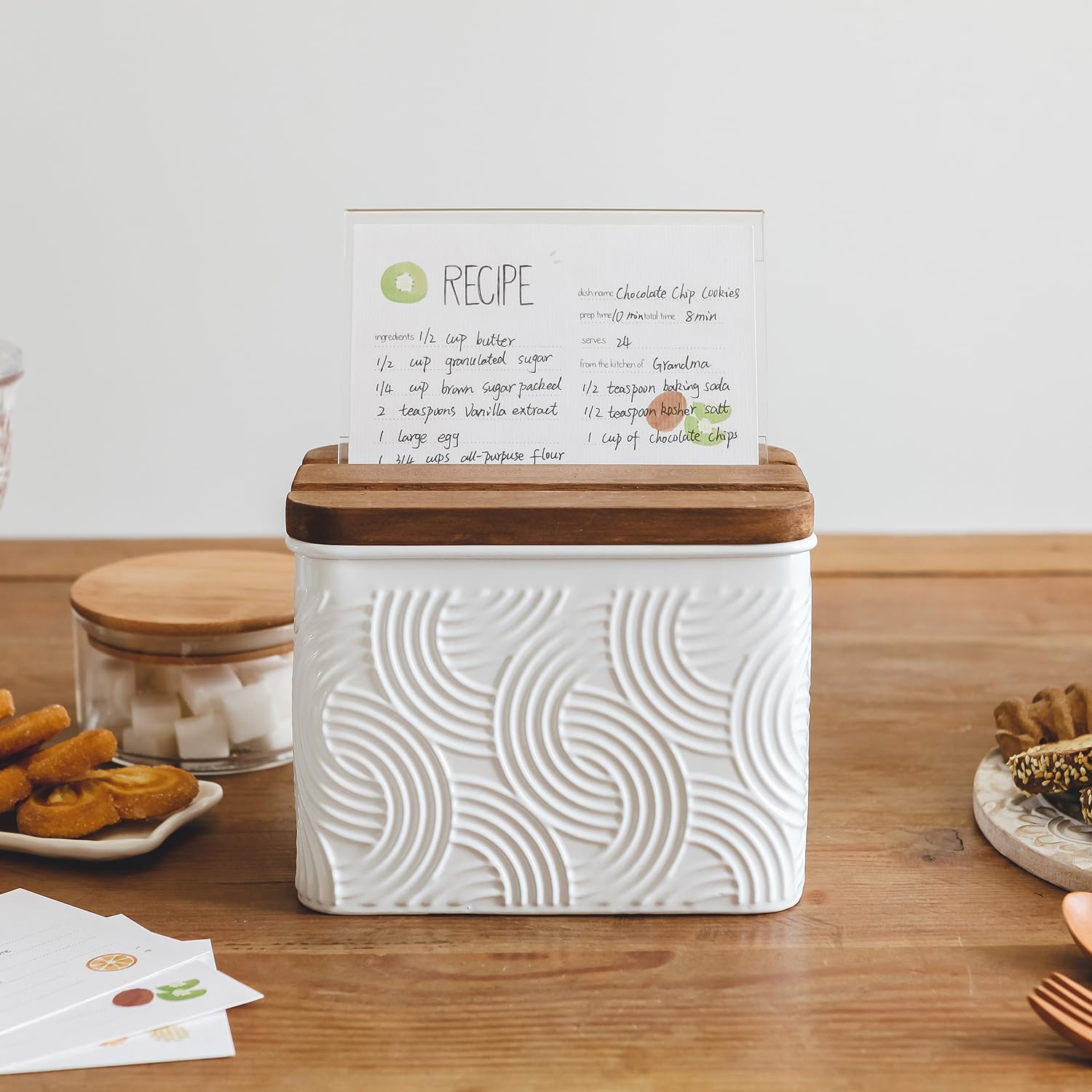 NIKKY HOME Kitchen 4x6 Metal White Recipe Box with Cards, Dividers and ...