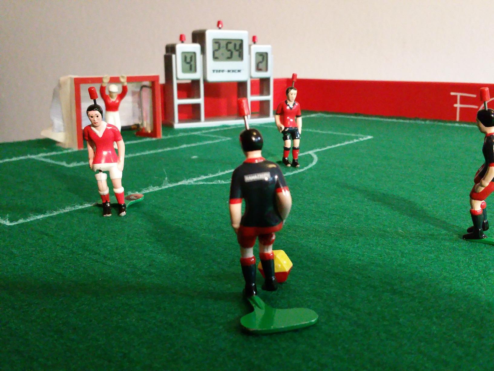 TIPP-KICK Halbzeituhr mit Toranzeige & Soundfunktion I Deine eigene ...