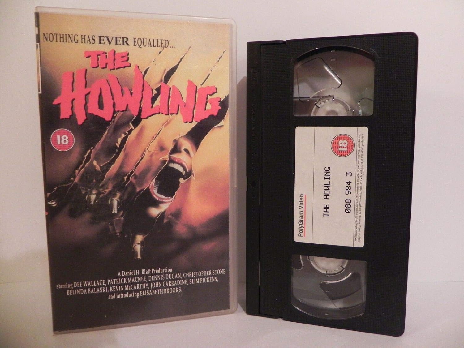 The Howling [VHS] : Patrick MacNee, Dennis Dugan, Christopher Stone ...