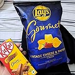 Lay's Gourmet Kettle Chips 55g, Thai Sweet Chilli flavour, Premium Slow-Cooked Potato Chips ...