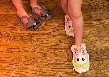 Amazon.com: My First Sewing Machine Book: 35 fun and easy projects for ...