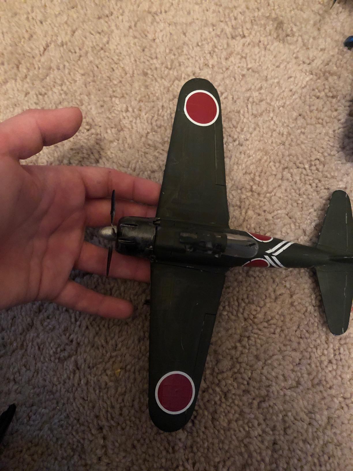 Amazon.com: Revell Japanese A6M5 Zero Plastic Model Kit : Arts, Crafts ...