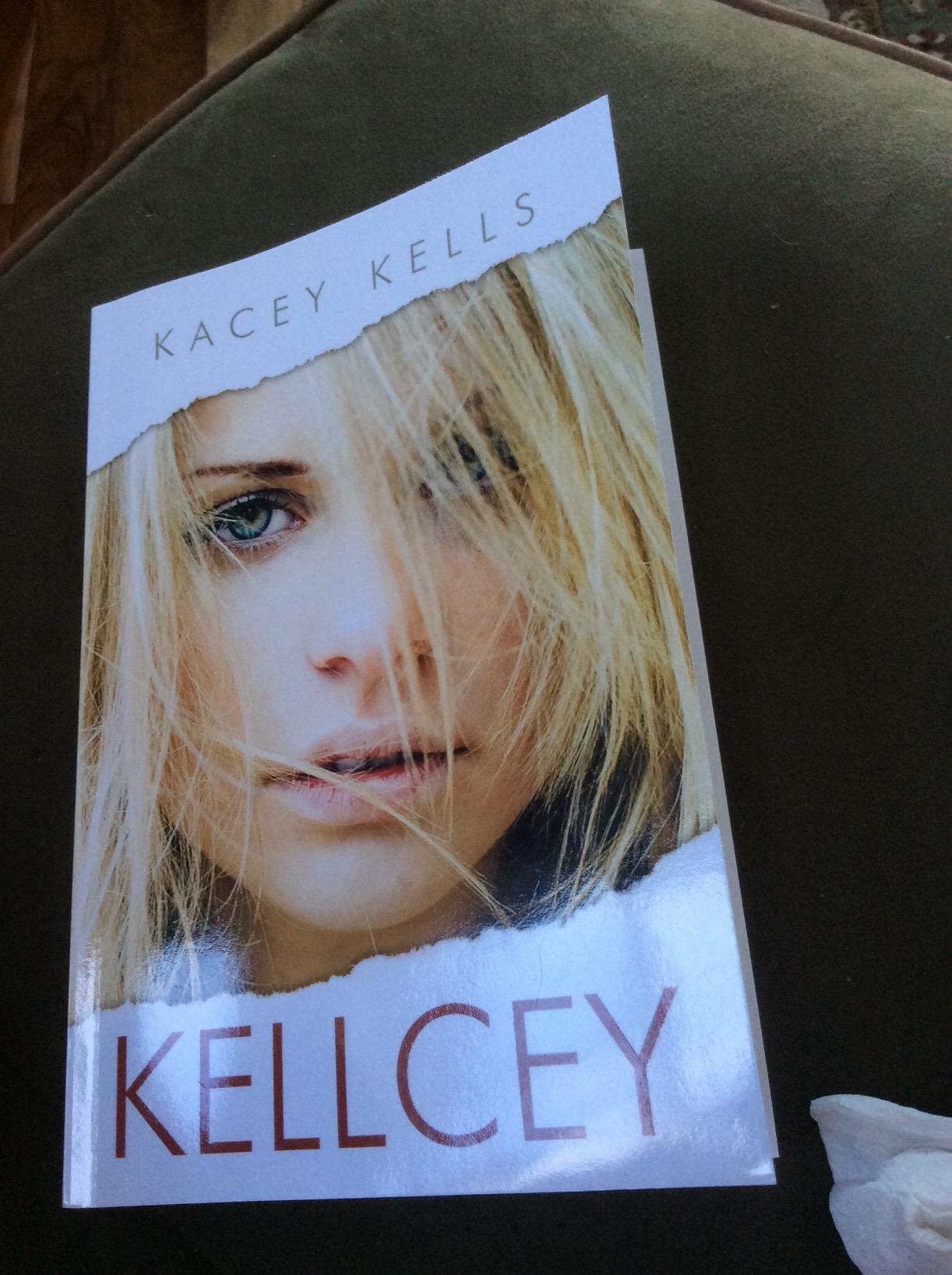 Amazon.com: Kellcey: 9781848978959: Kells, Kacey: Books