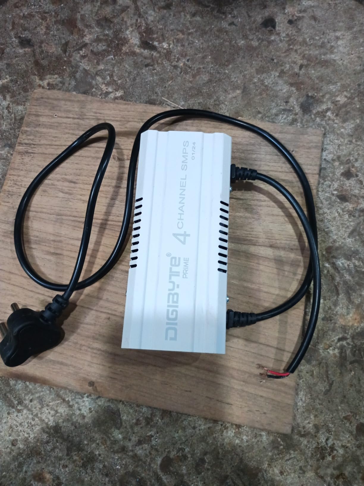 Buy DIGIBYTE® 4Channel Multi Port CCTV SMPS for Up to 4 Camera (Input ...