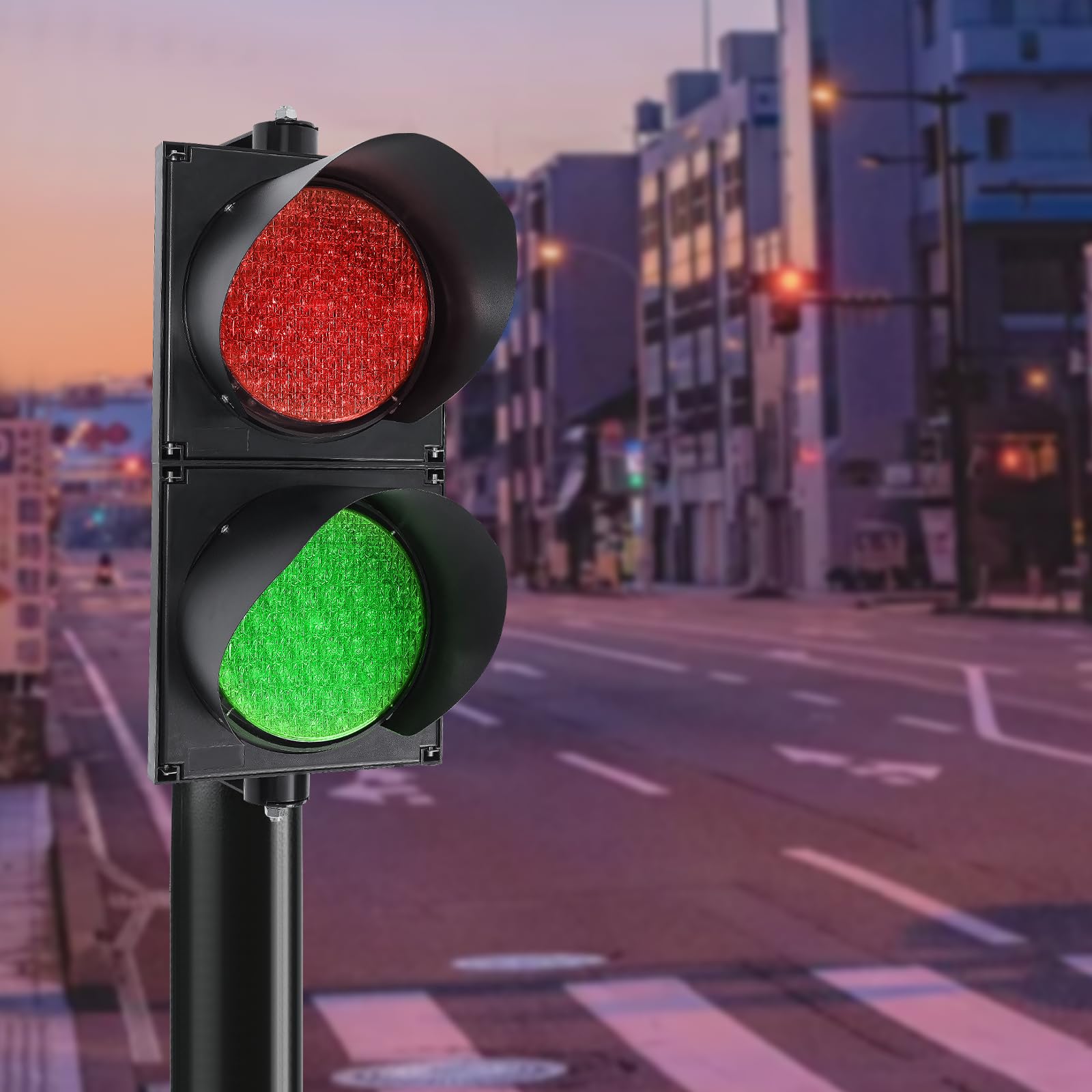 Large Traffic Light Lamp Free Photos | Huge Single Light Traffic Light