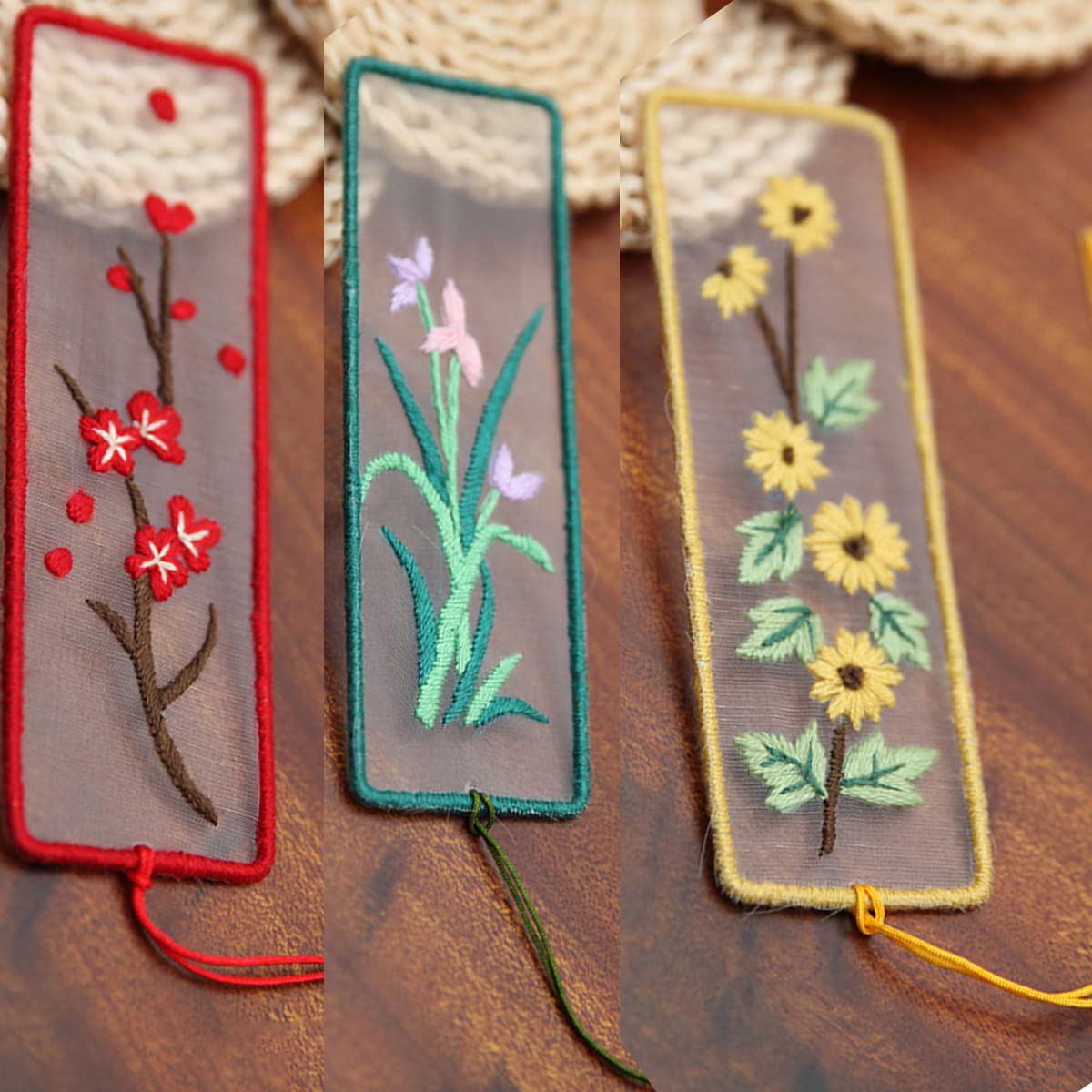 Amazon.com: XINSHUN Embroidery Bookmark with Cute Patterns,Transparent ...