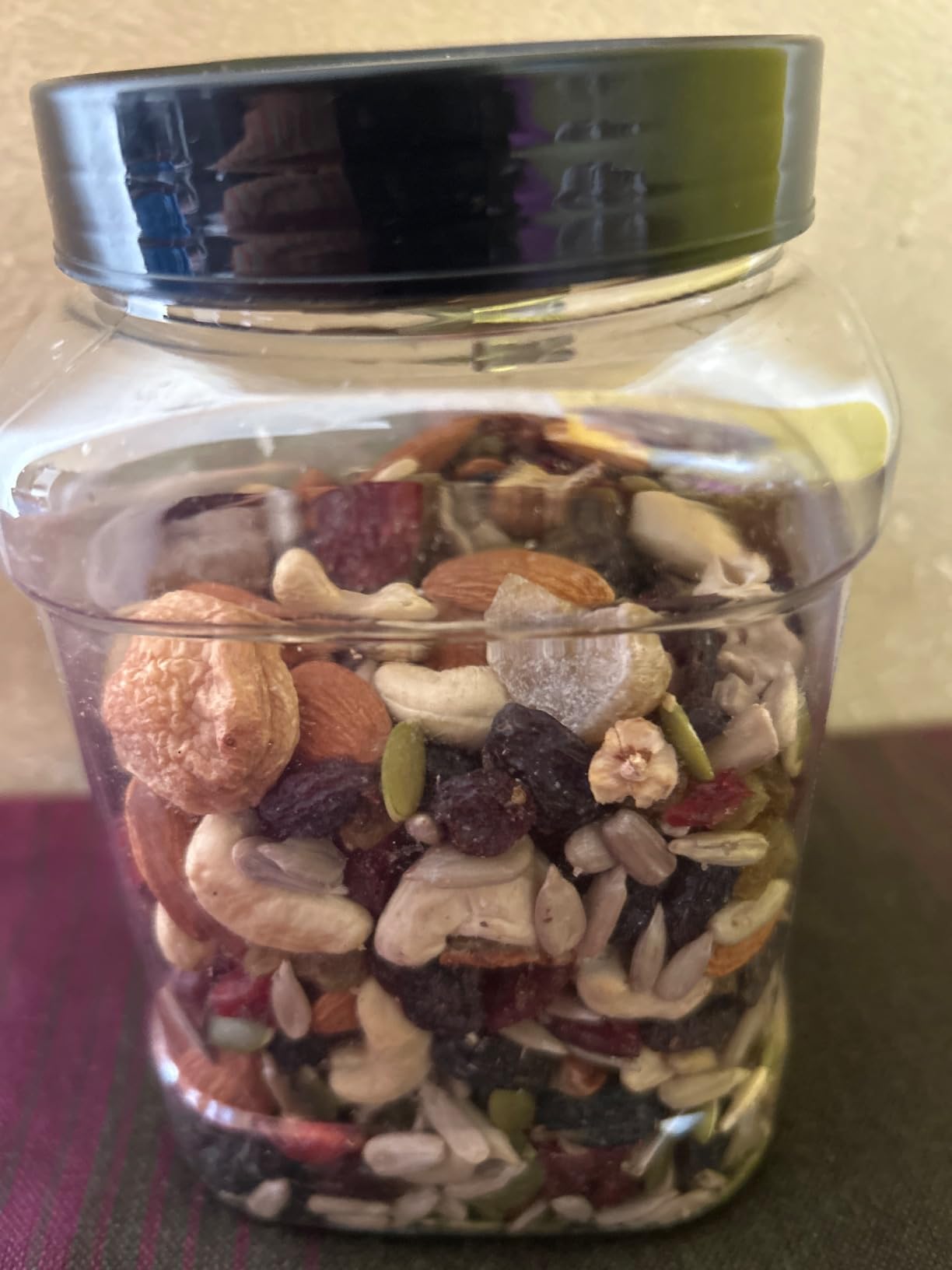 GreenFinity Healthy Nutmix 1kg | Jar Pack | Dried Almonds, Black ...