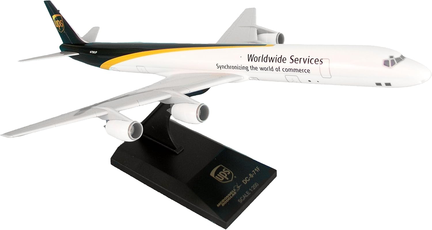 Amazon.com: Daron Skymarks Ups DC-8 Airplane Model Building Kit, 1/200 ...