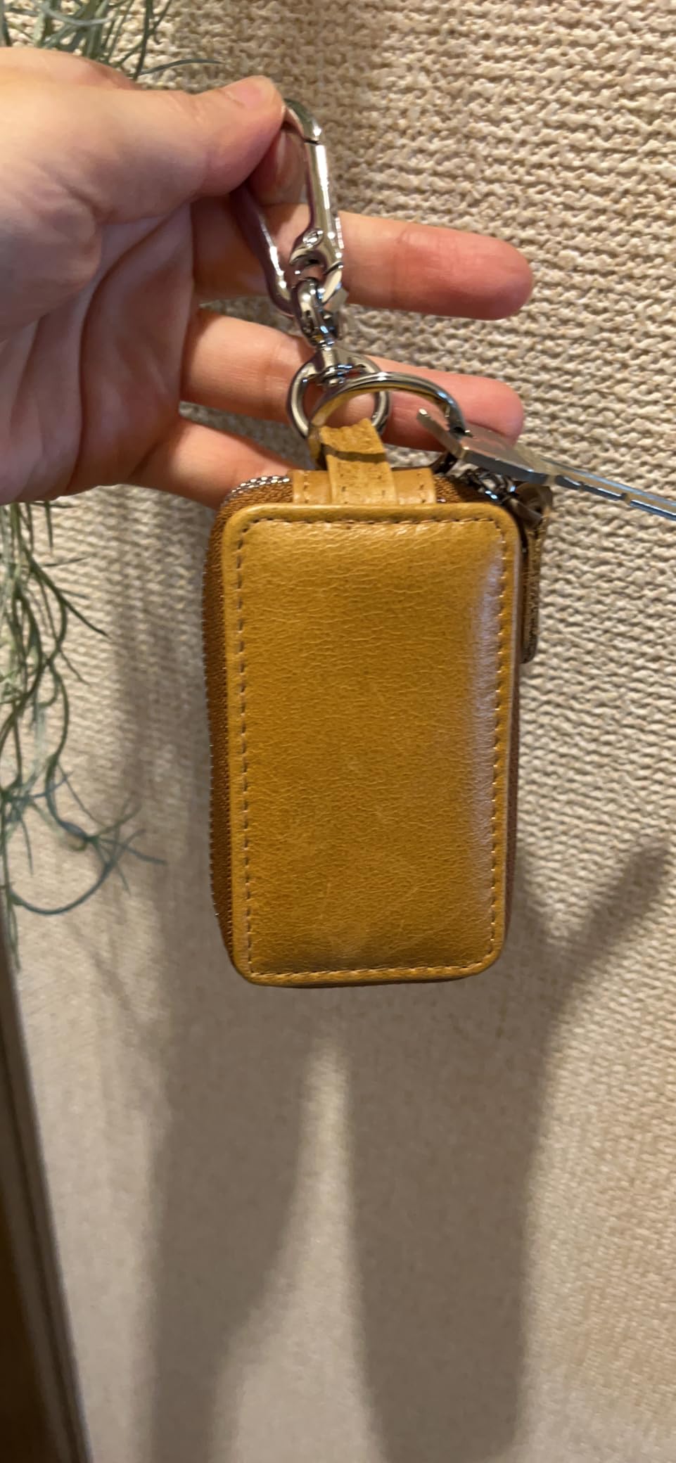 Amazon.co.jp: [DLAVE] スマートキーケース 2個収納 （牛革製） 車 キーケース スマート キーホルダー 「ダブルポケットで車と自宅の鍵を同時に収納可♪」 (ブラウン ...