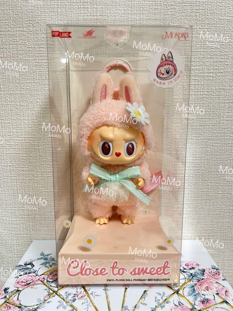 Amazon.co.jp: POPMART LABUBU MOKOKO CLOSE TO SWEET : おもちゃ