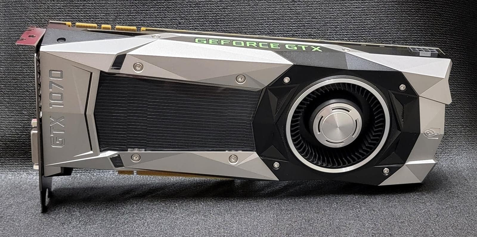 Amazon.com: Nvidia GeForce GTX 1070 Founders Edition - 900-1G411-2520 ...