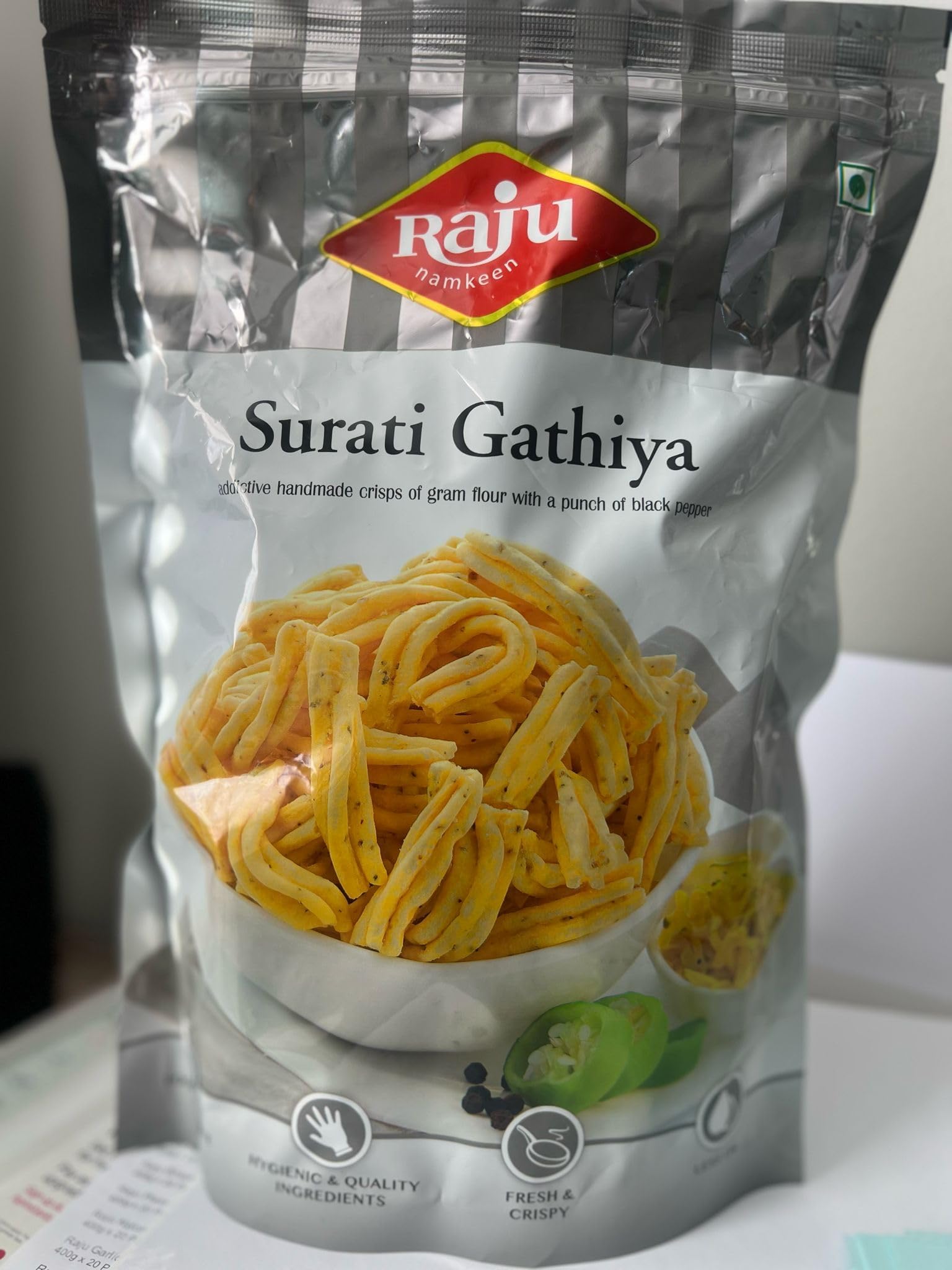 Amazon.com: Raju Namkeen Surati Gathiya 400 gms, 14 Ounce (Pack of 1)