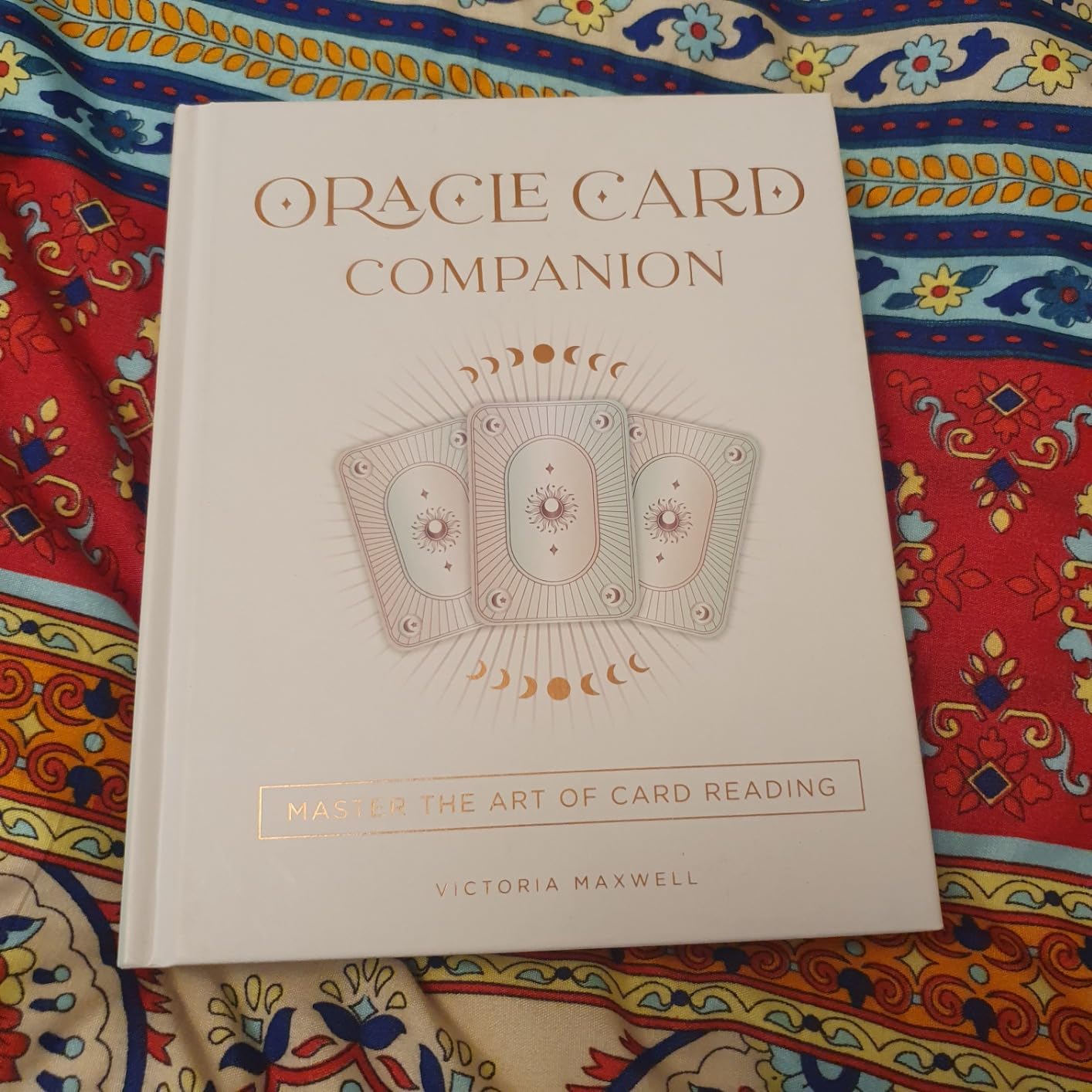 Oracle Card Companion: Master the art of card reading : Maxwell ...