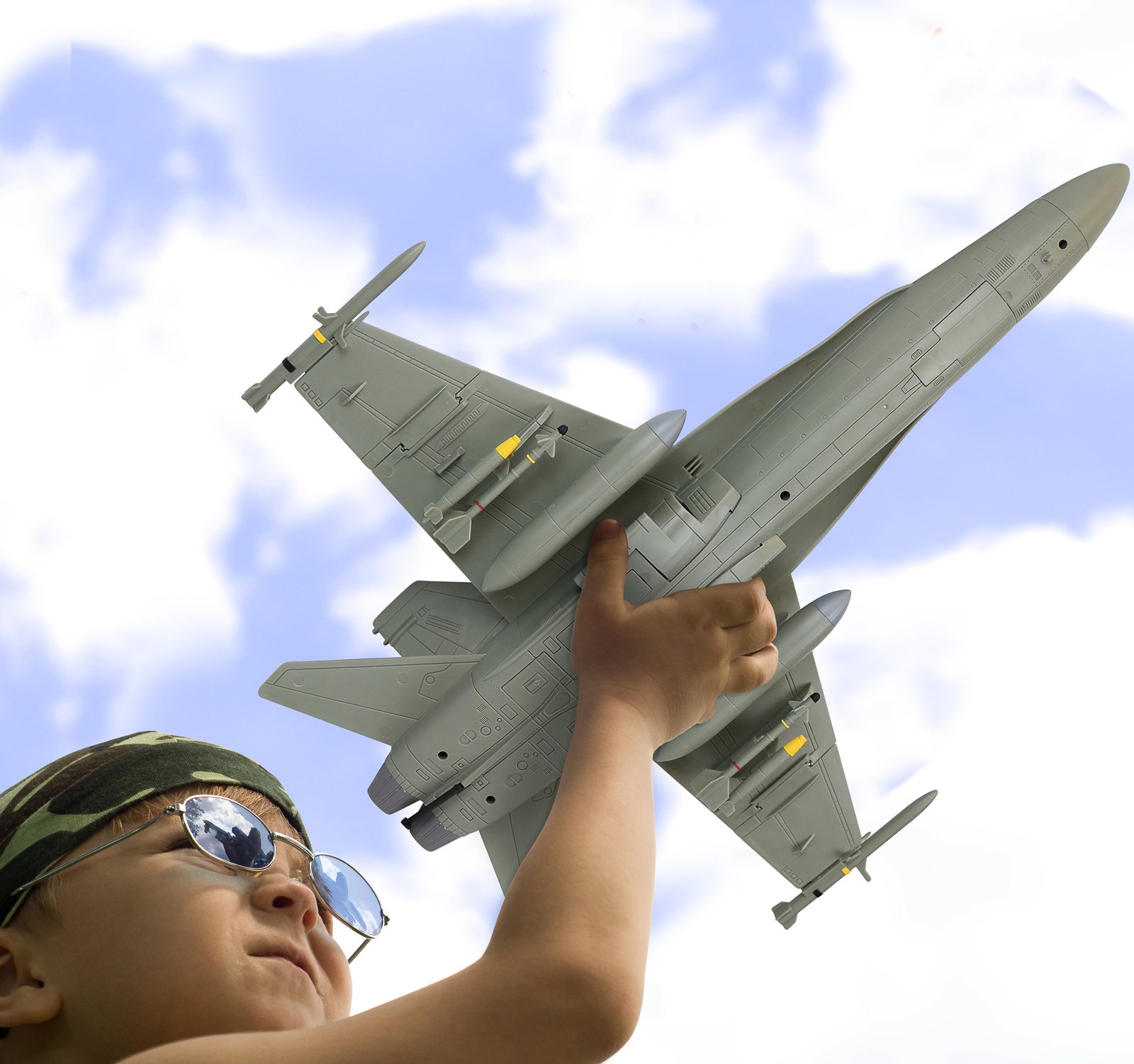 Click N’ Play Military Air Force F/A 18 Super Hornet Fighter Jet, 16 ...