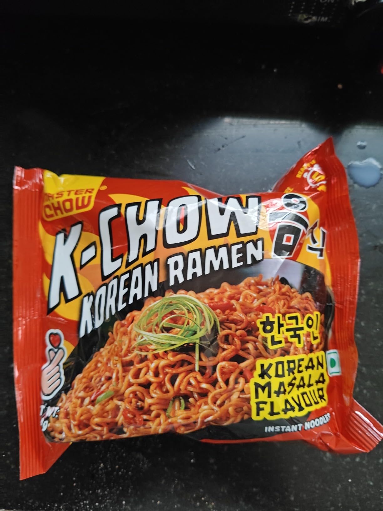 Masterchow K-chow Korean Masala Instant Ramen Noodles - 94g : Amazon.in ...