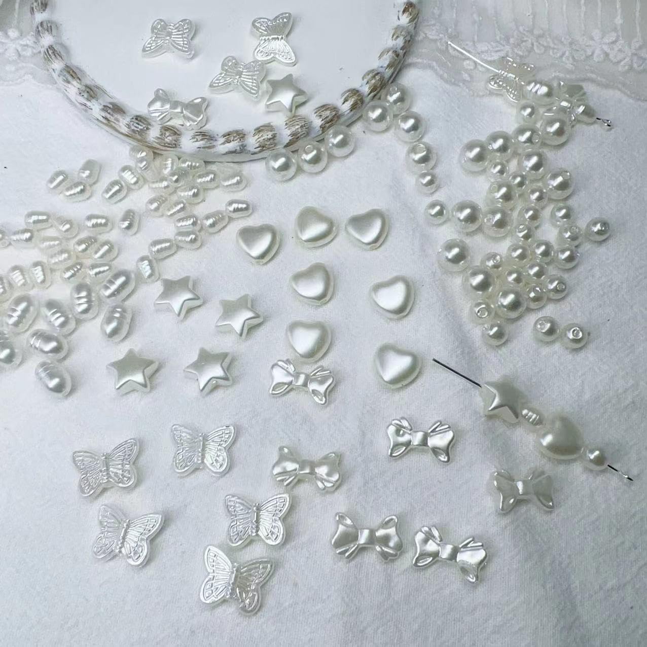 Amazon.com: 600 PCs ABS Imitation Pearl Beads - White Butterfly Star ...