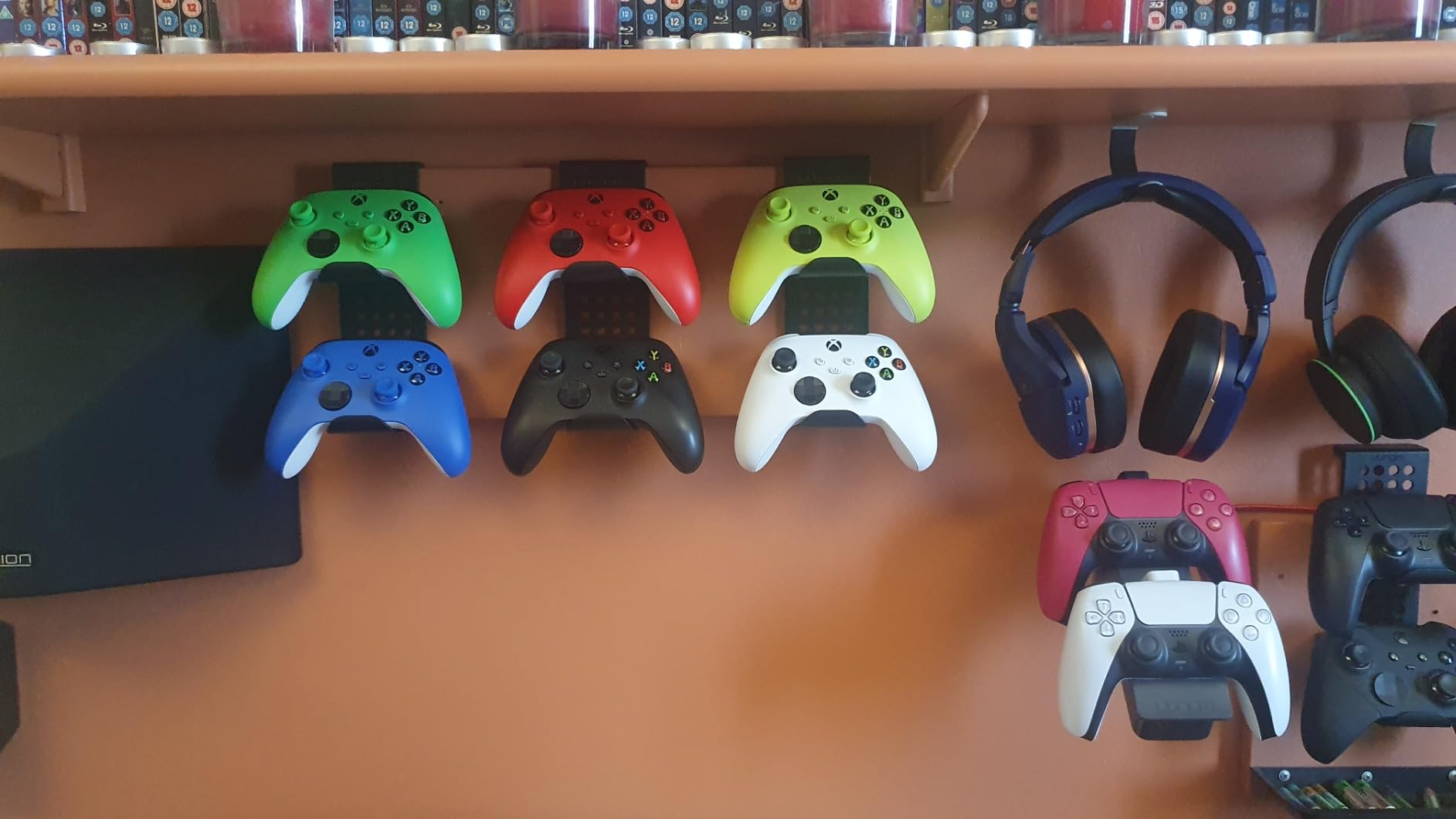 Venom Xbox Controller Rack (Xbox Series X) Black : Amazon.co.uk: PC ...