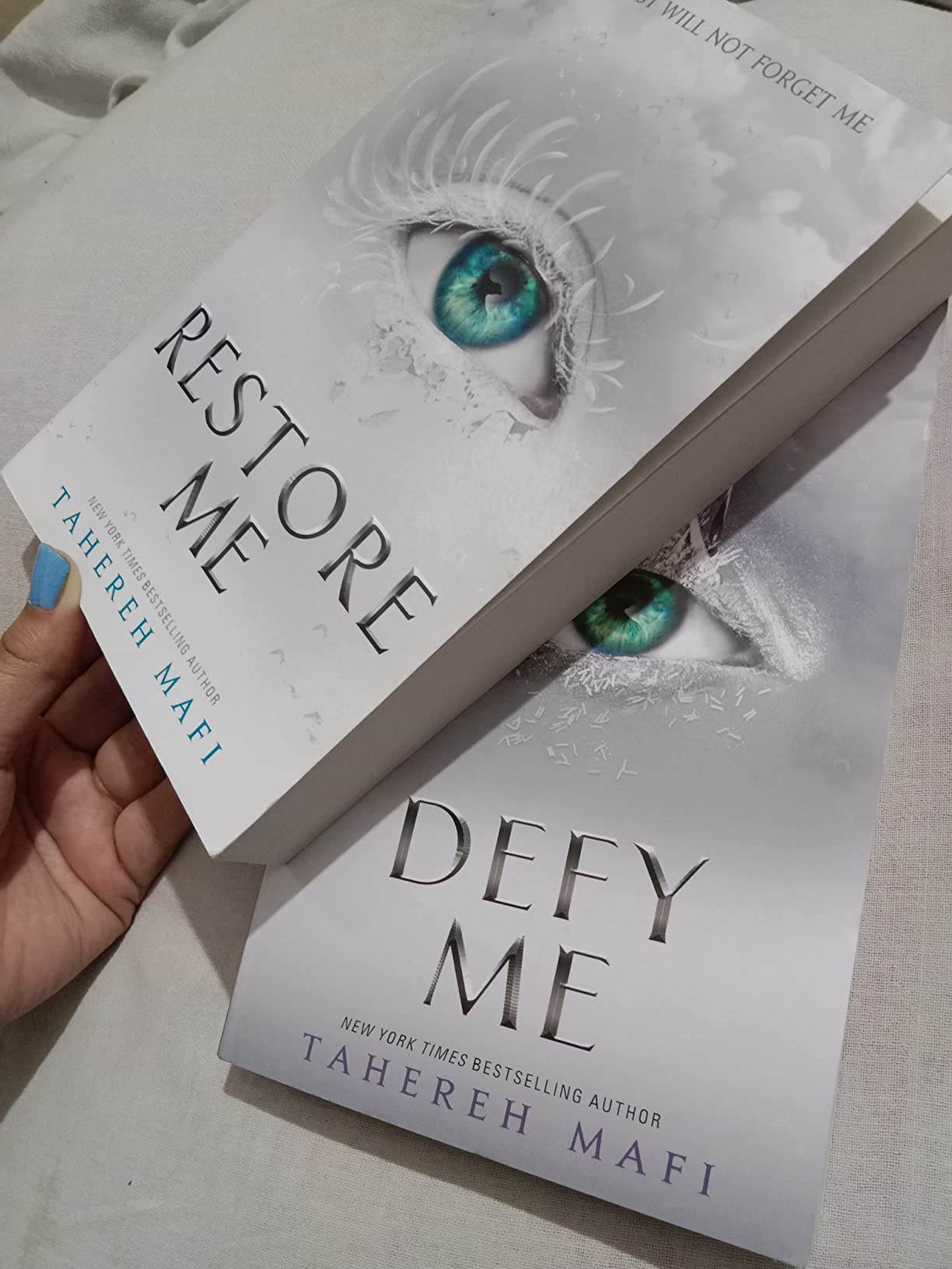 Restore Me: A beautiful hardback exclusive collector’s edition of the ...