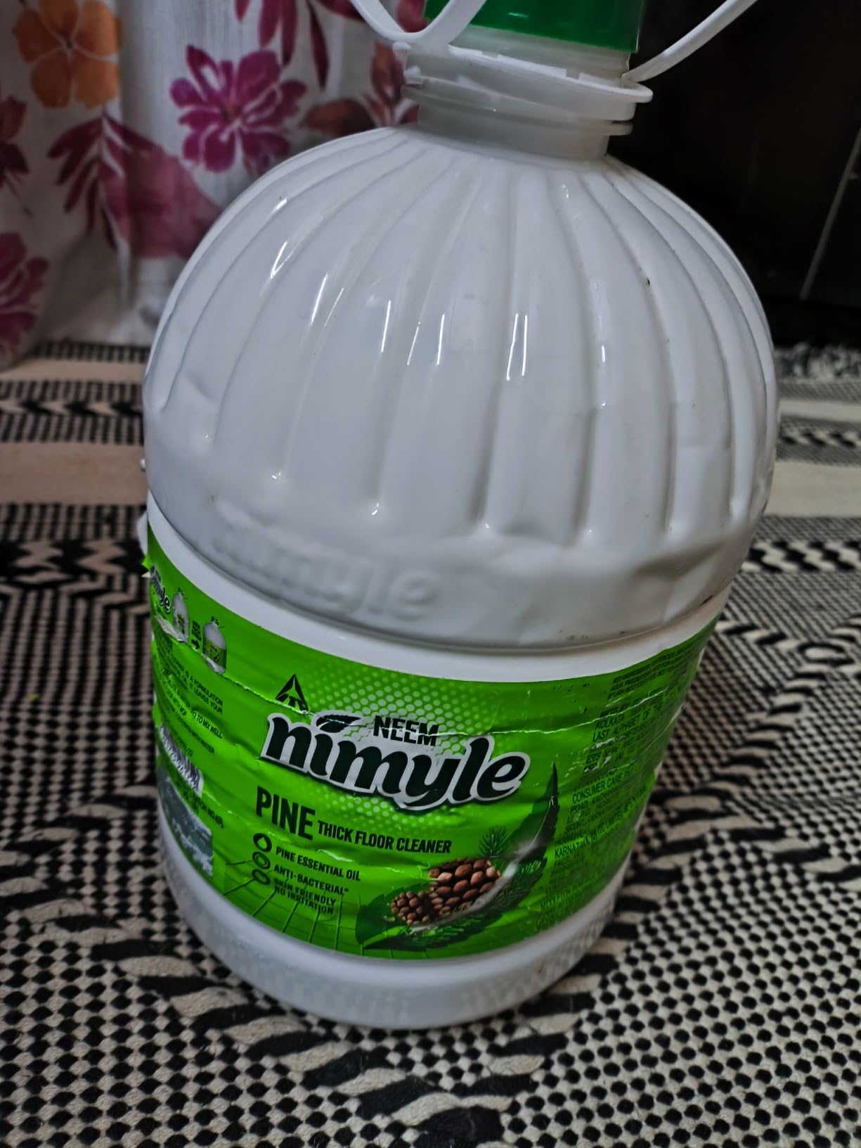 ITC's Nimyle Floor Cleaner Liquid, Pine 4.8 ltr, Surface Cleaner, House ...