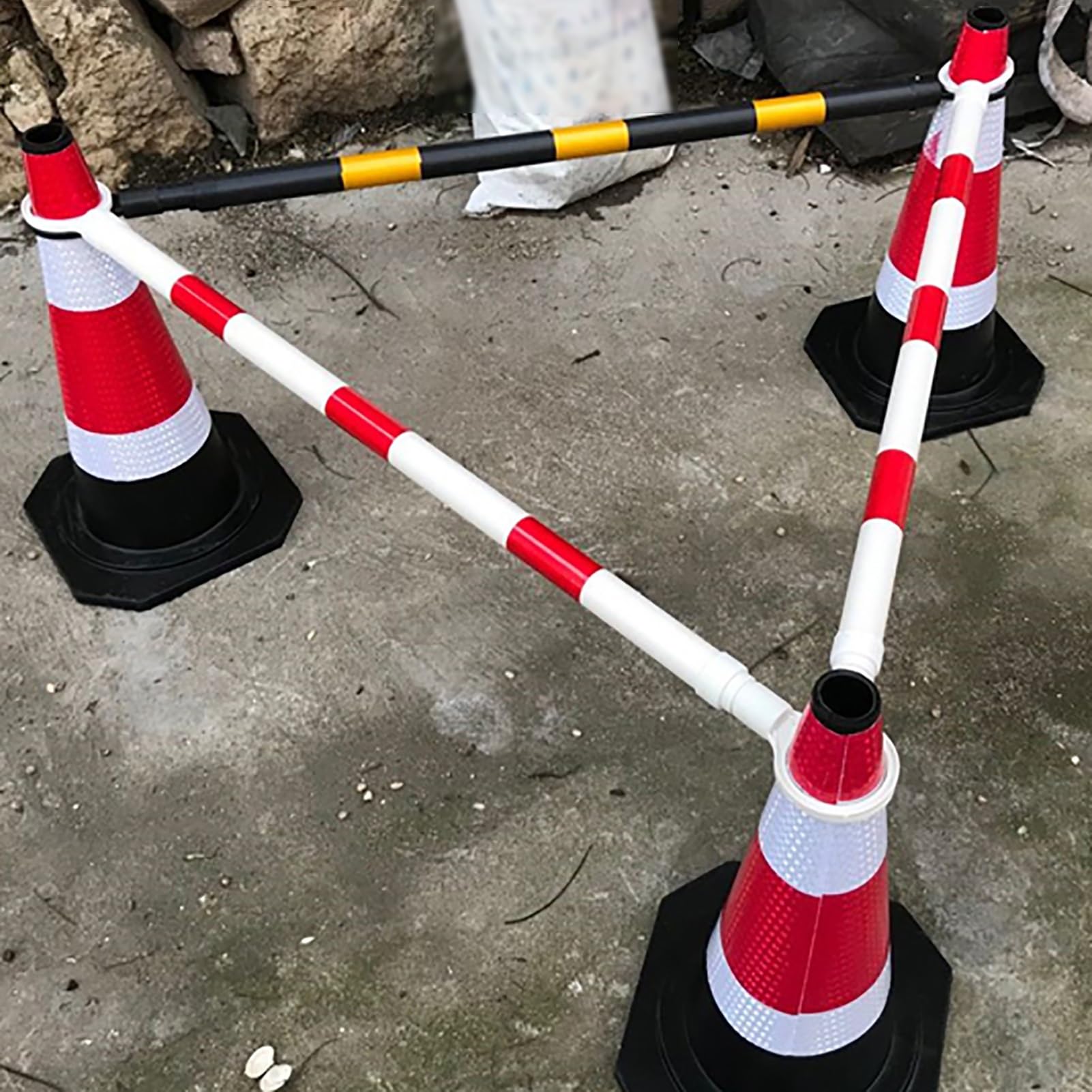 Parking Lot Barrier Cones BESEA Retractable Traffic Cone Bars 8-Pack ...