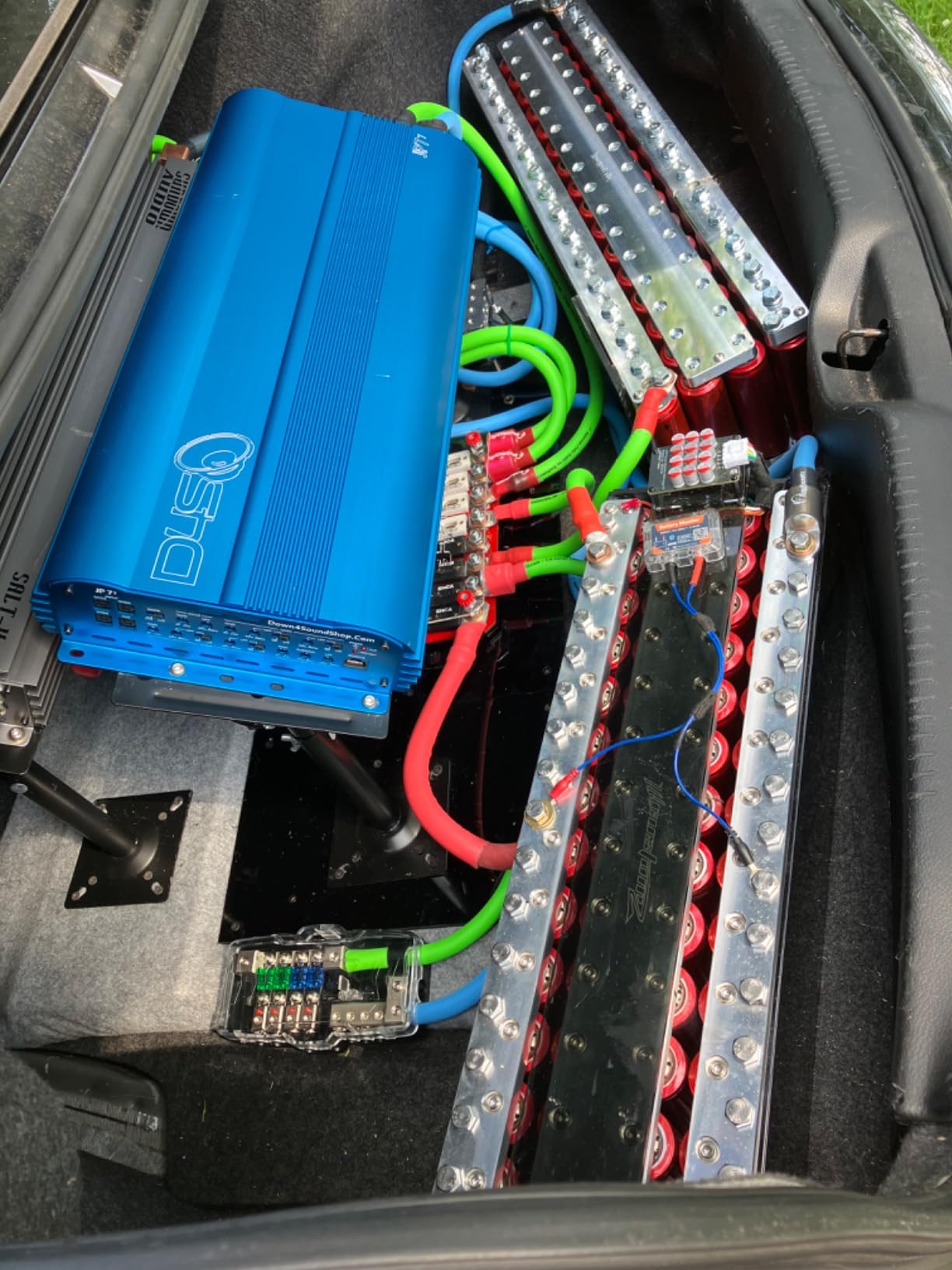 Amazon.com: ZUYIYI 4-Way Car Audio Distribution Fuse Block with Ground ...