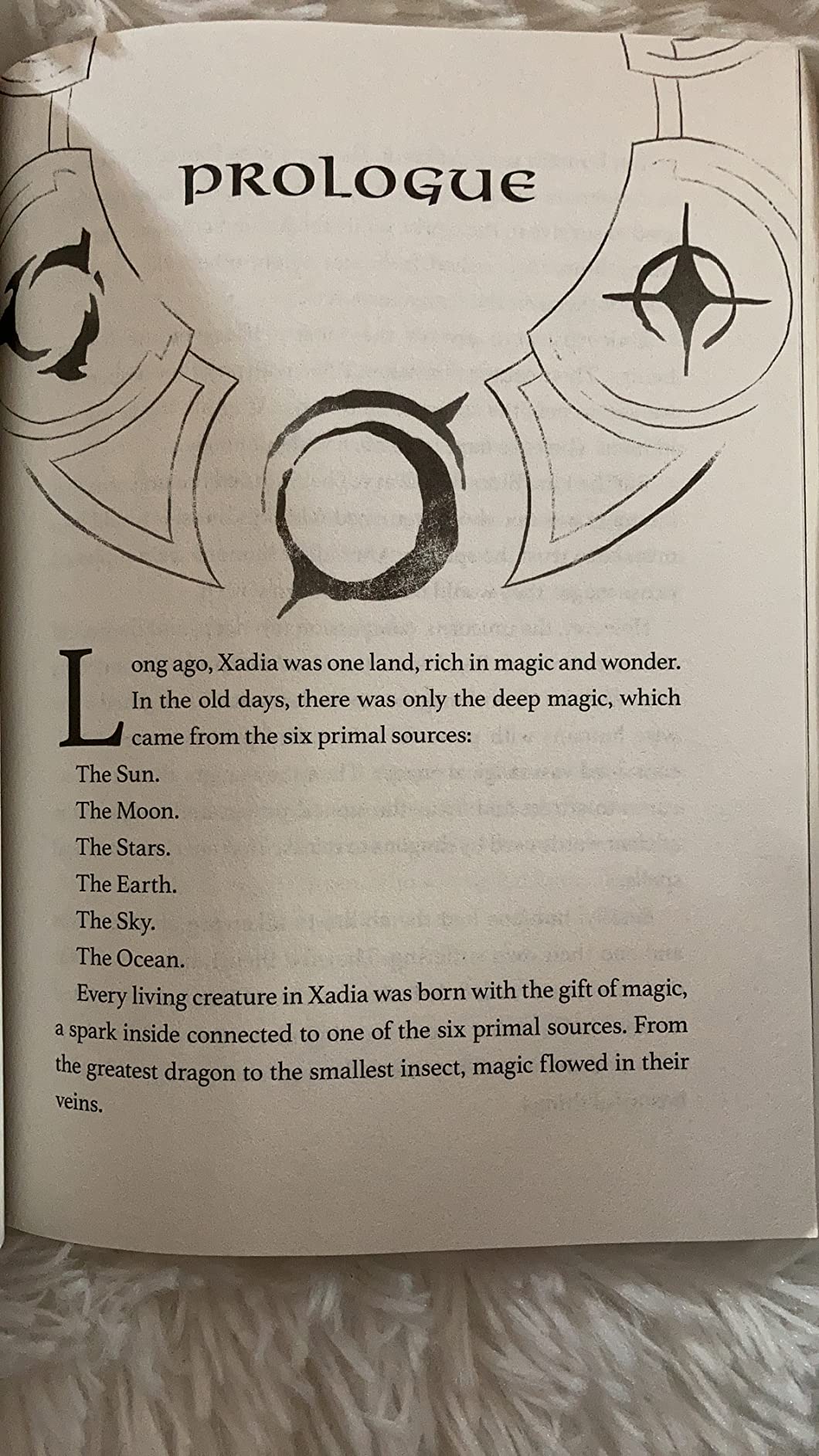 Book One: Moon (The Dragon Prince #1) (1): Ehasz, Aaron, Ehasz, Melanie ...