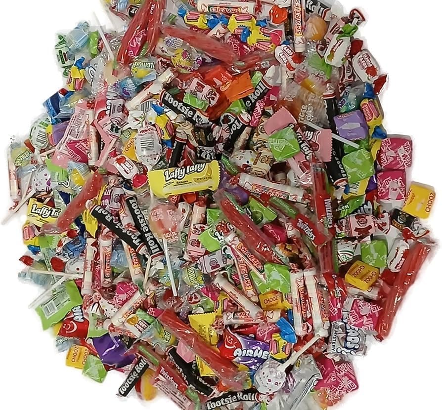 Amazon.com : Snackadilly Bulk Candy Variety Pack 30 Pounds - Halloween ...