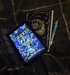 Amazon.com: Voracious (The Edge of Darkness: Book 2) (The Edge of Darkness Trilogy ...