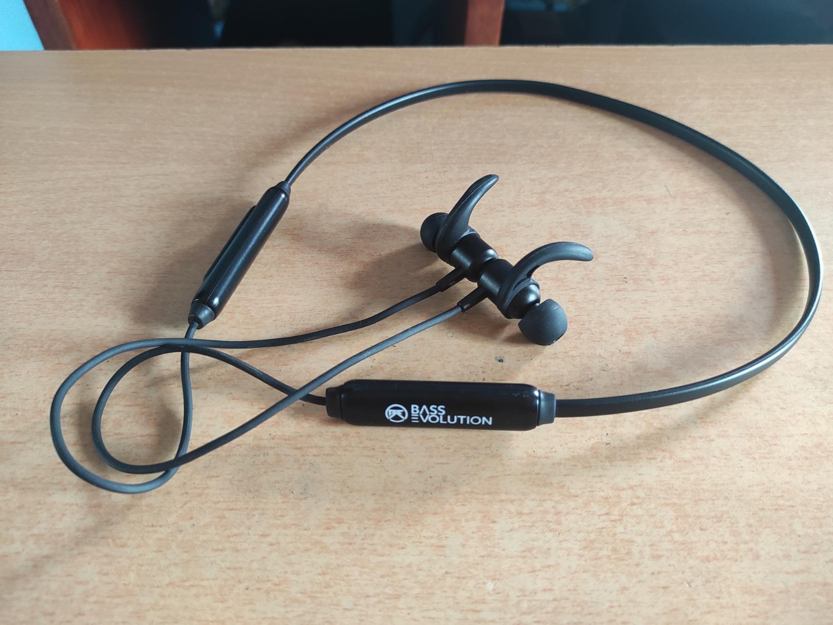 Bass Evolution Tornado 5.0 Sports Bluetooth Wireless in Ear Earphones ...