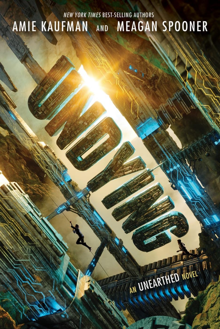 Amazon.com: Undying (Unearthed, 2): 9781484755563: Kaufman, Amie ...