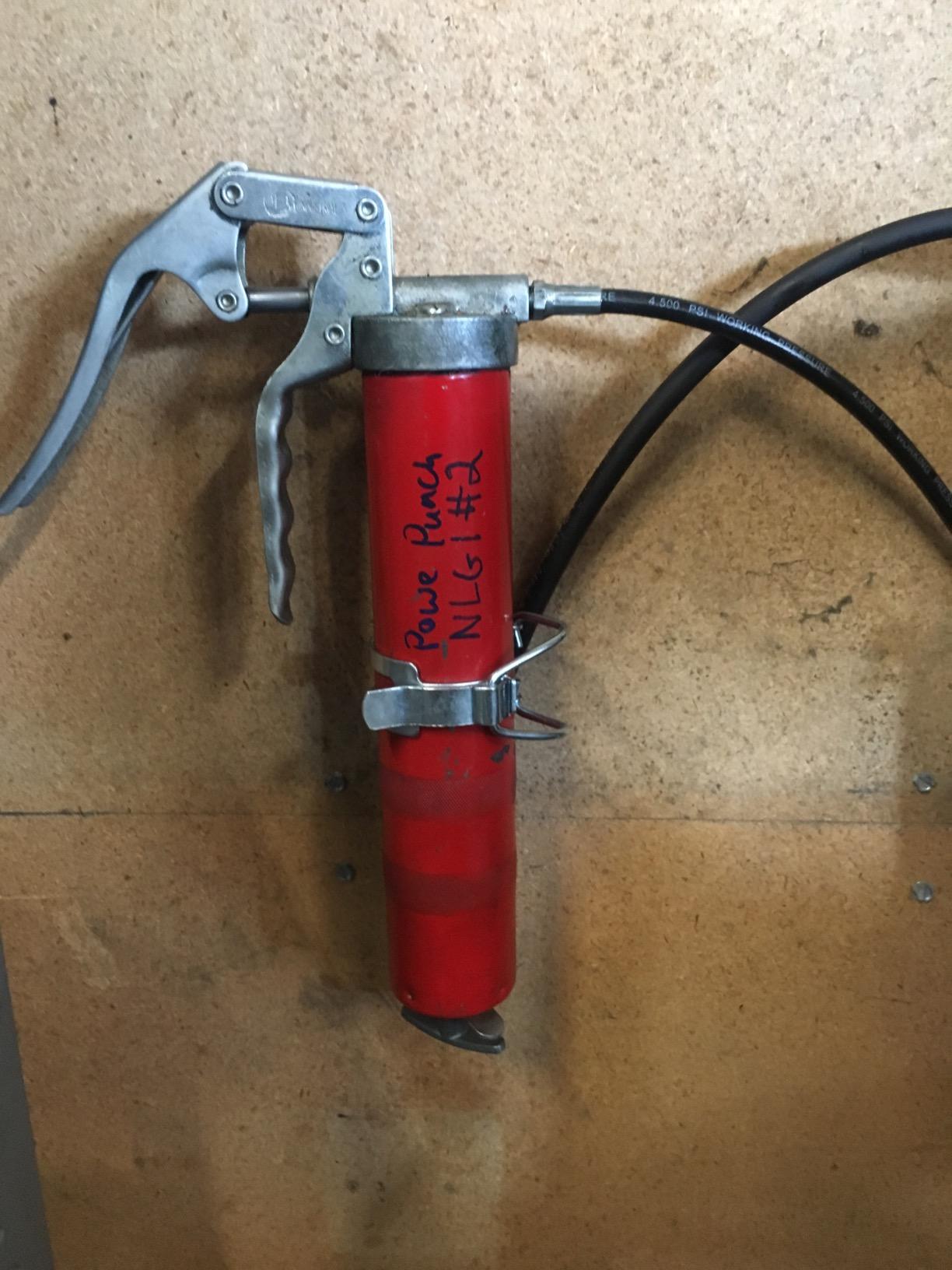 Amazon.com: OEMTOOLS 25707 Grease Gun Bracket, Holds All Grease Guns ...