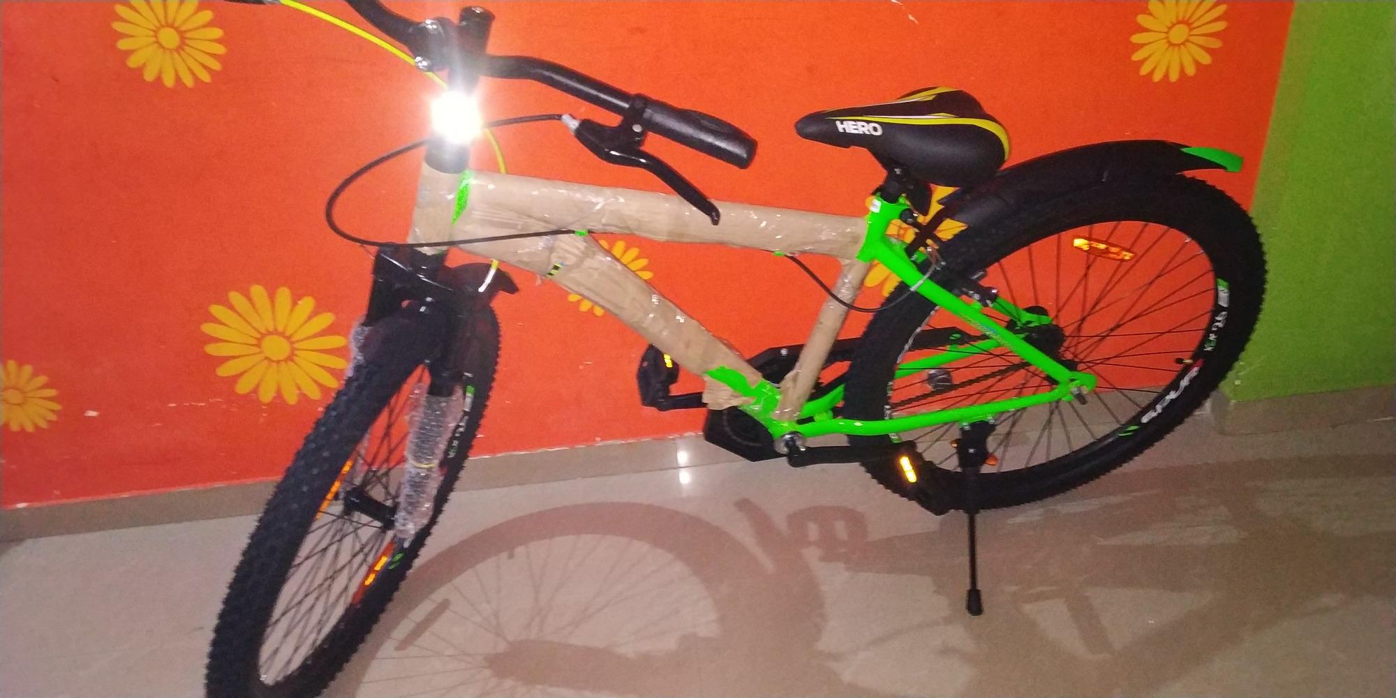 Hero Cycles Sprint Thorn 26T Green Sports Cycle with Front Suspension ...