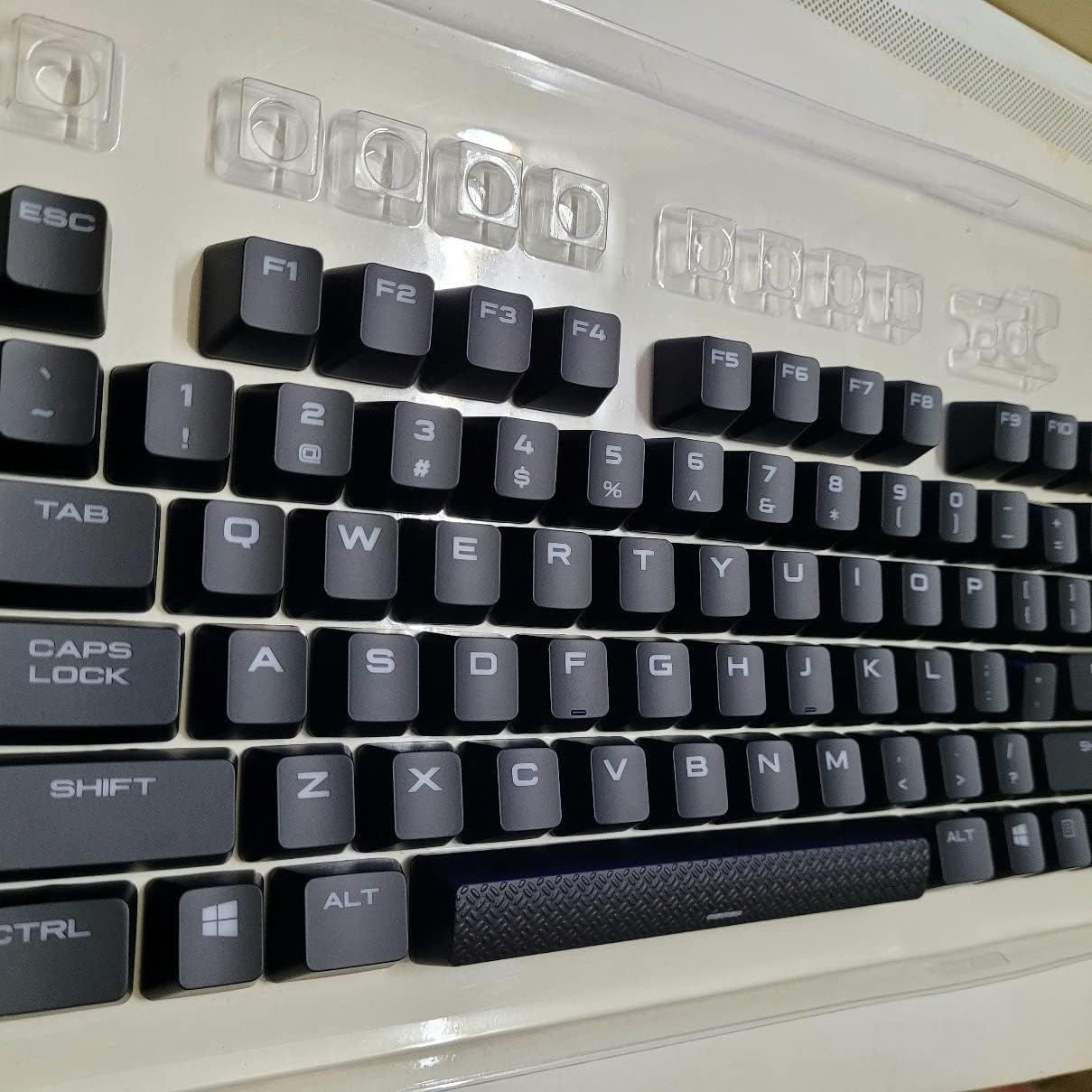 Amazon.com: for Corsair K70 keycaps K70 Replacement keycaps Full Set of ...